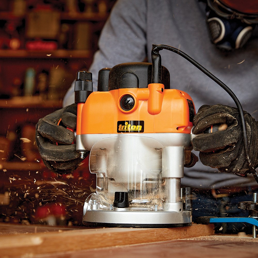 Toolstream Ltd | Triton 2400W Dual Mode Precision Plunge Router